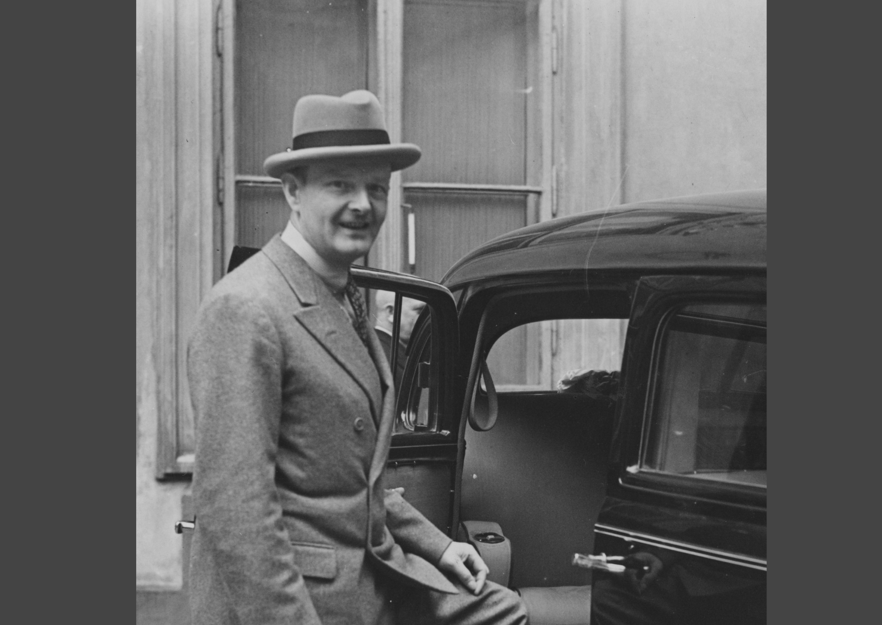 133 lata temu urodził się hrabia Edward Bernard Raczyński - Ziemia Dębicka